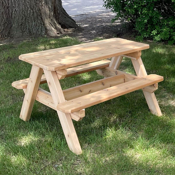 Cedar Picnic Table canada Louise Kool Galt