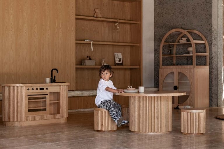 Fluted Round Table with Fluted Stools – Louise Kool & Galt