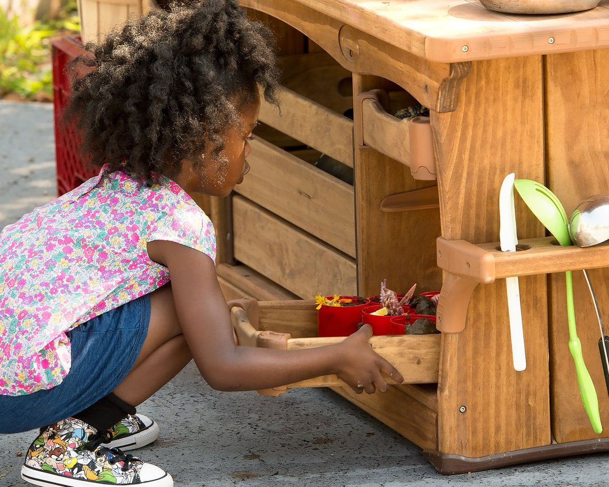 Community Playthings Outlast Classic Kitchen 22" canada – Louise Kool ...