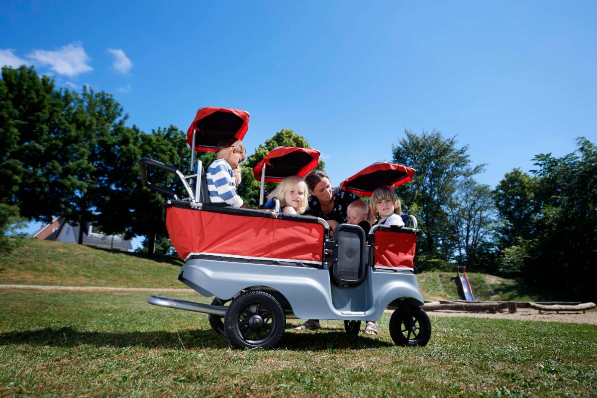 Winther 6-Seater Turtle Bus canada – Louise Kool & Galt